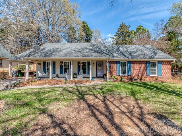4810 Old Spice Ln, Charlotte, NC 28277
