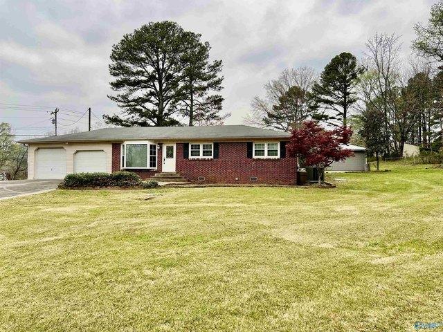 4810 Day Rd SW, Hartselle, AL 35640