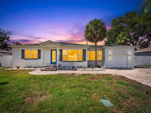 4810 Del Rio Way S, Gulfport, FL 33711