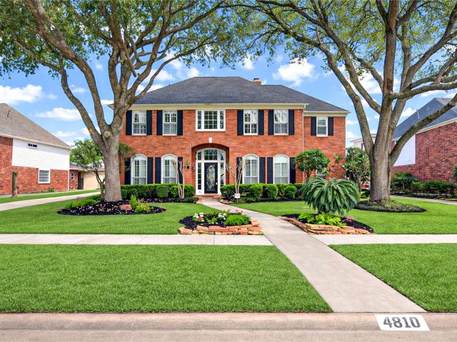4810 Keneshaw St, Sugar Land, TX 77479 | MLS #80862 | Compass