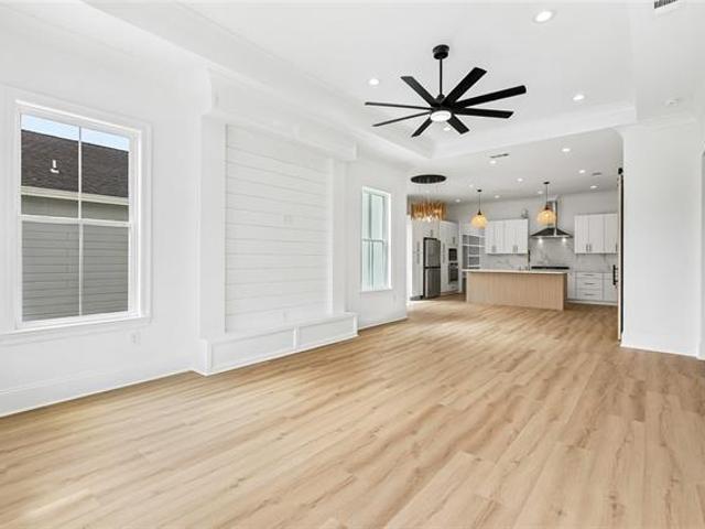 4810 Pauger St, New Orleans, LA 70122 | MLS #2550 | Compass