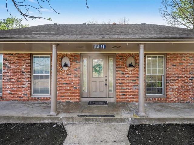 4811 NW Waukomis Dr, Kansas City, MO 64151 | MLS #2606 | Compass