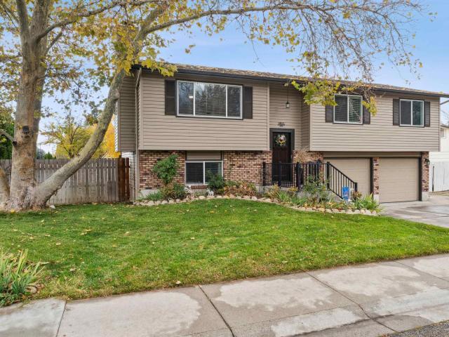4811 N Leather Way