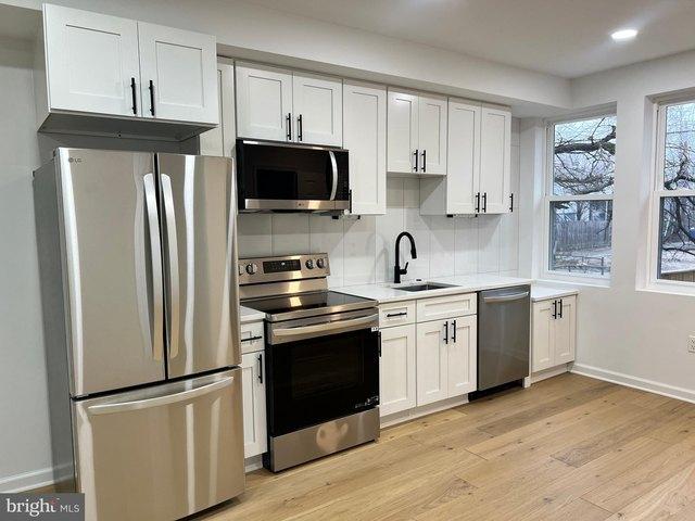 4811 Reisterstown Rd, Baltimore, MD 21215