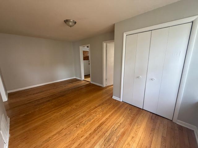 4811 W Warwick Avenue # 1W