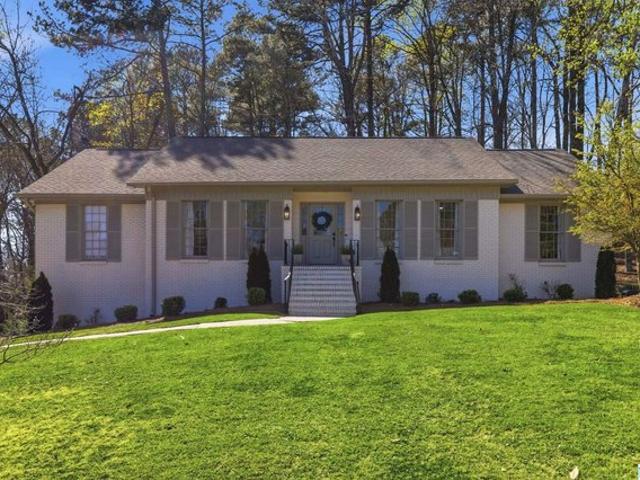4812 Shady Waters Ln, Birmingham, AL 35243