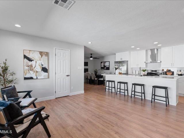 4813 E Koso, Phoenix, AZ 85044 | MLS #6998 | Compass
