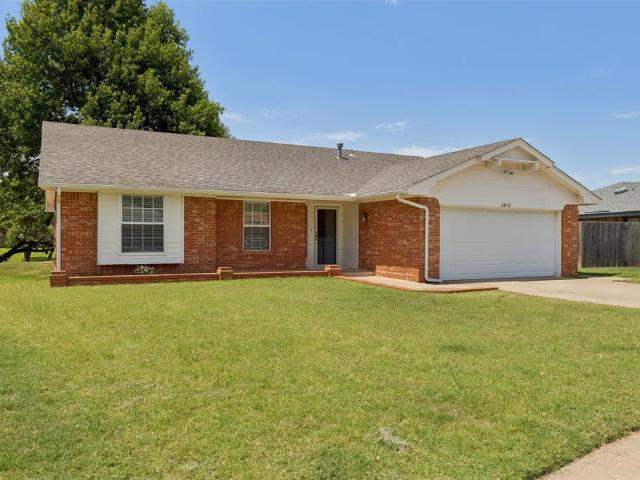 4813 E Wilcox Lane