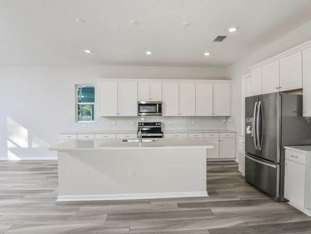 4813 Finley Dr, Davenport, FL 33837