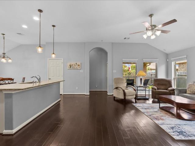 4813 Ladona Court
