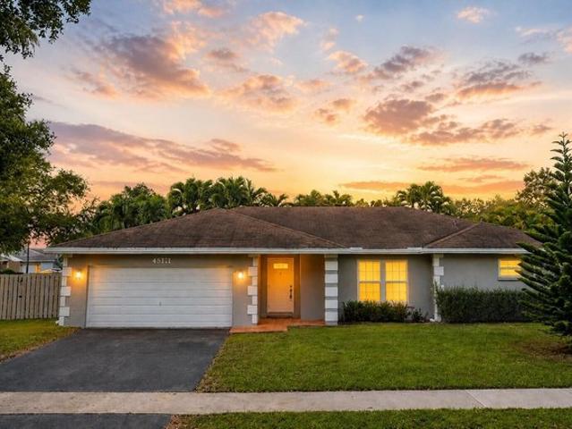4813 SW 118th Ter, Cooper City, FL 33330