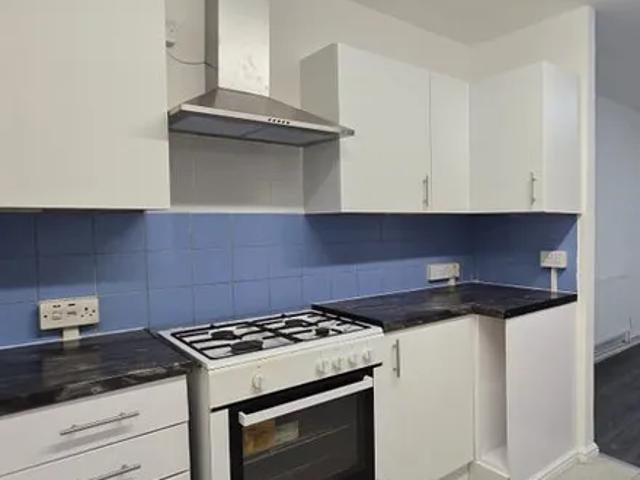 481 495 Cable Street, London, E1W 3DE, United Kingdom | 4 bed apartment for rent #124879679 | Rentberry