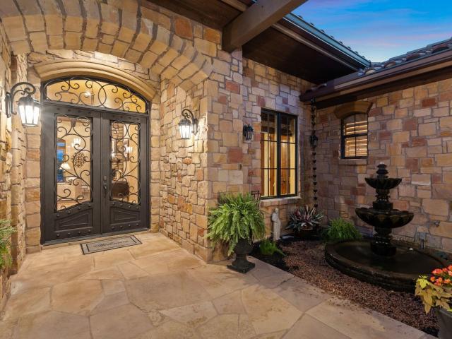 481 Chimney Cove Dr, Marble Falls, TX 78654 | MLS #178635