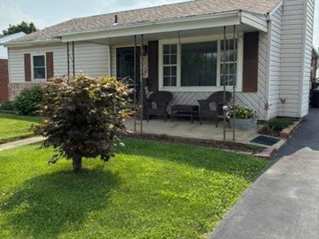 481 Cleary Dr, Fairborn, OH 45324