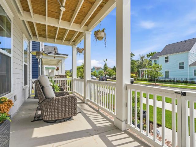 481 Ayrhill Loop