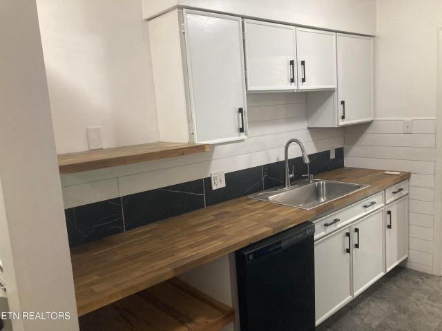 481 Broome Rd 109