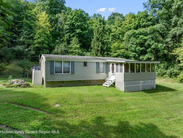 481 Doodletown Rd, Ancram, NY 12502