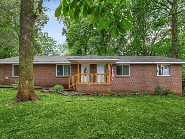 481 E Johns Rd NW, Lilburn, GA 30047