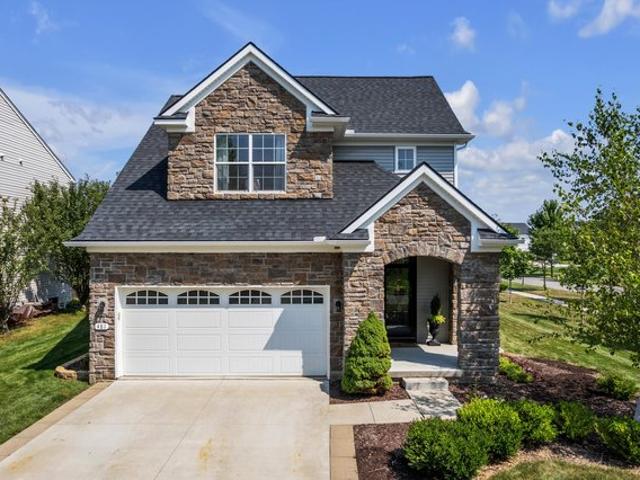 481 Hickory Bluff Ln, Chelsea, MI 48118