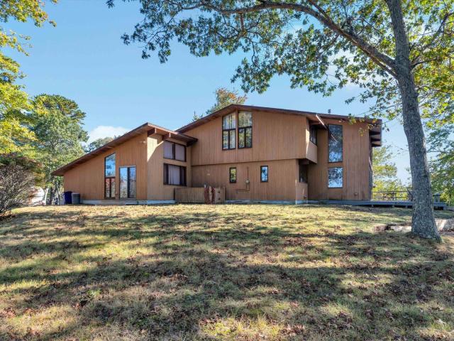 481 Lakeside Dr W, Centerville, MA 02632 | MLS #22600 | Compass