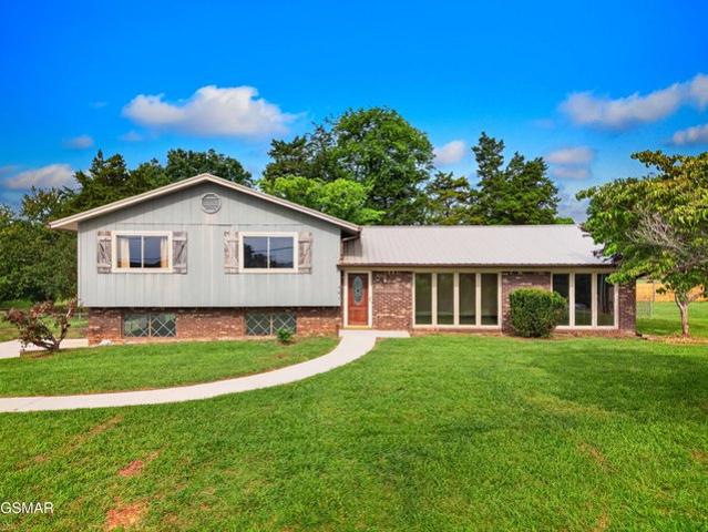 481 Ravenwood Dr, Morristown, TN 37814