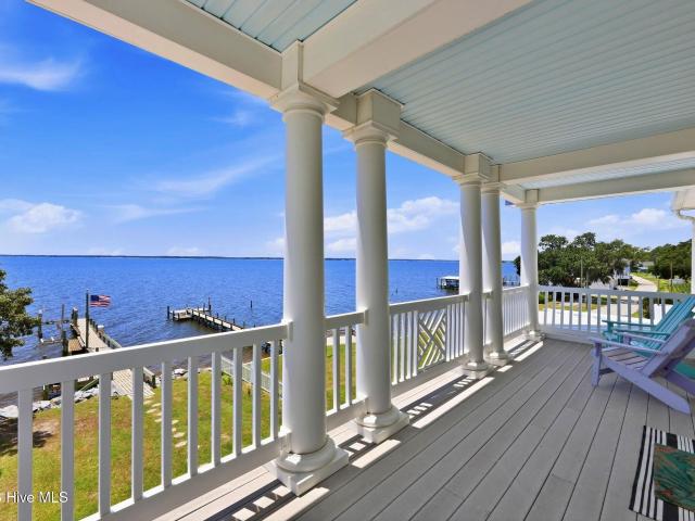 481 River Road
