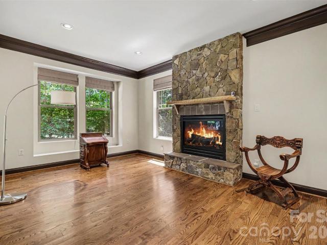 4824 Pimlico Lane