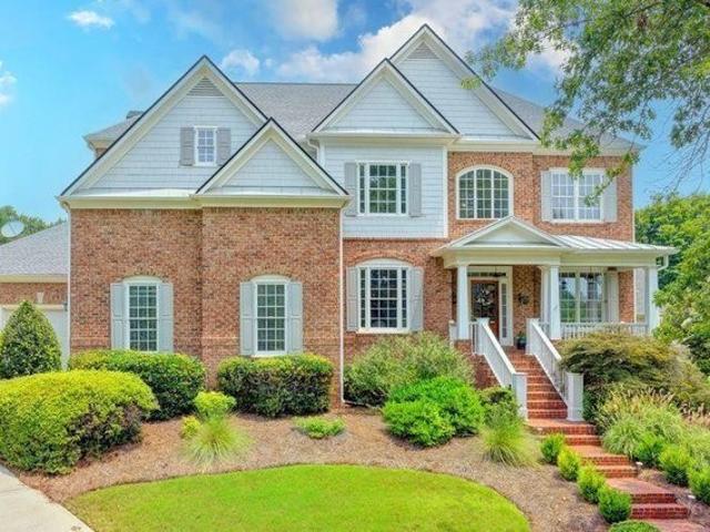 4825 Meadow Park Ln, Suwanee, GA 30024