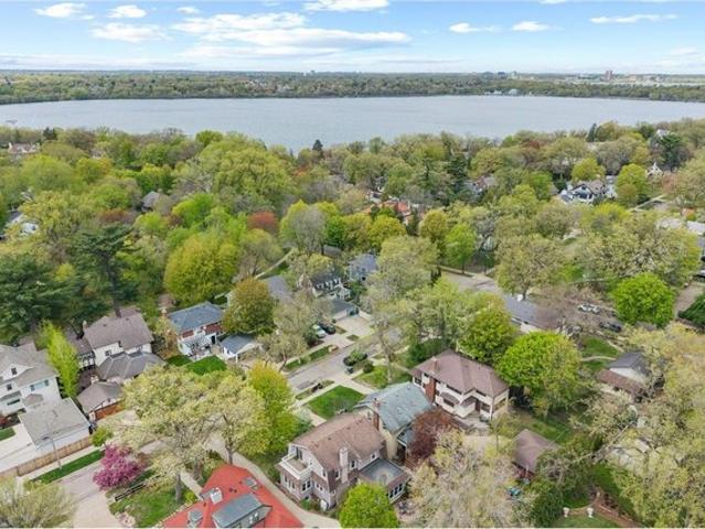 4825 Girard Ave S, Minneapolis, MN 55419