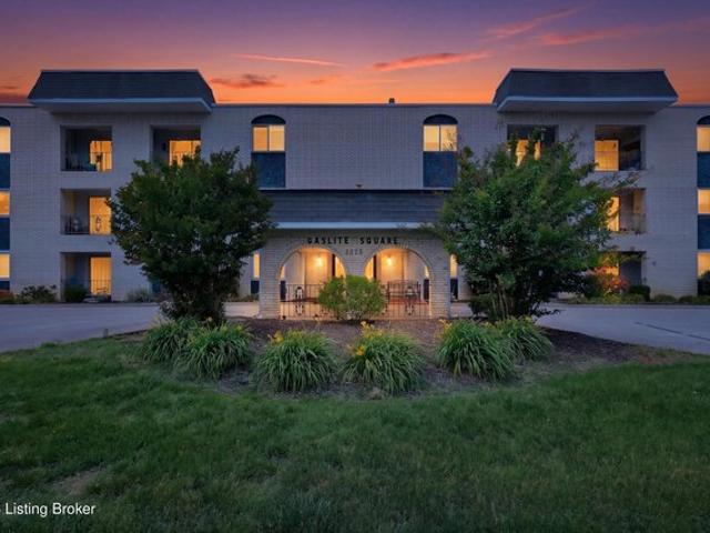4825 Sherburn Ln Unit 200B, Louisville, KY 40207