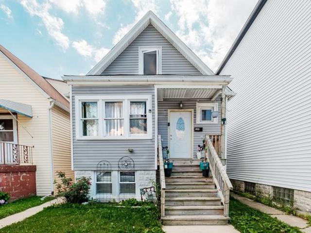 4825 W 28th St, Cicero, IL 60804