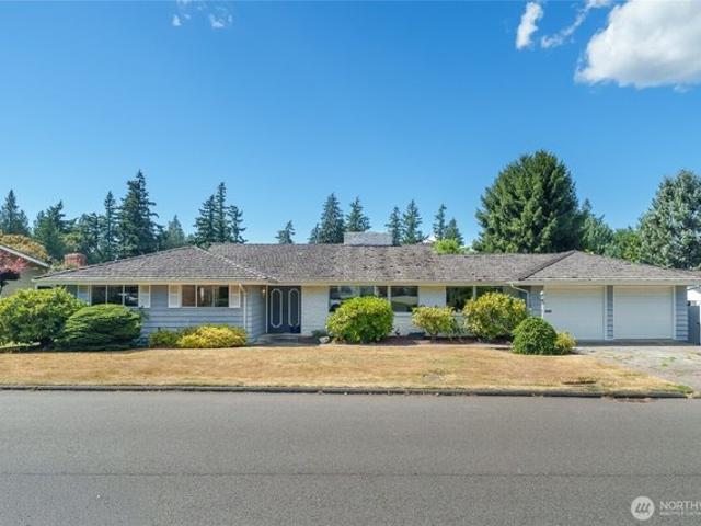4826 Glenhaven Dr, Everett, WA 98203