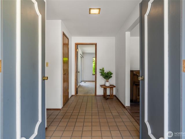 4826 Glenhaven Drive