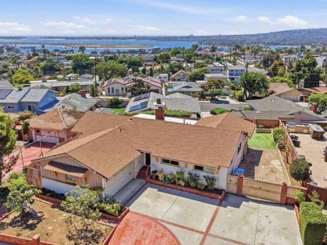 4826 Jellett St, San Diego, CA 92110