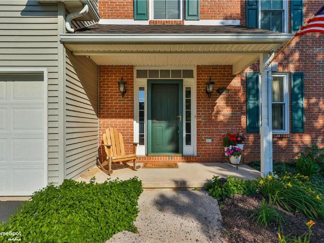 4826 Somerset Lane
