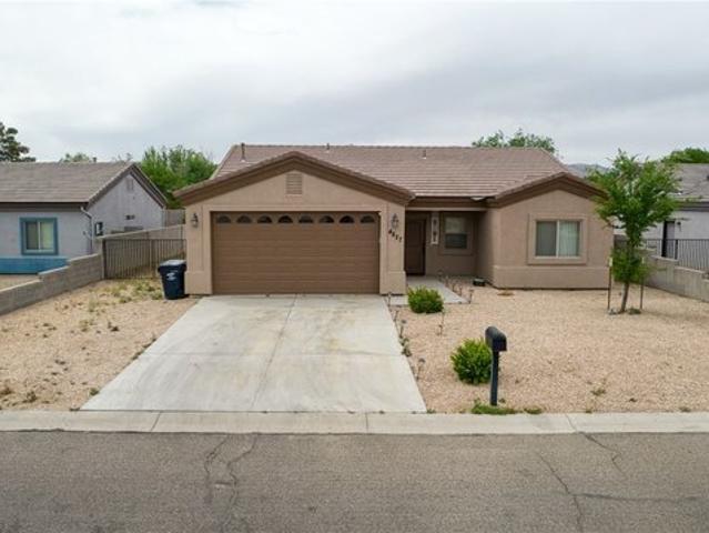 4827 N Famoso Dr, Kingman, AZ 86409