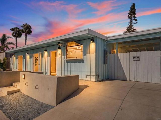 4827 Bayard St, San Diego, CA 92109