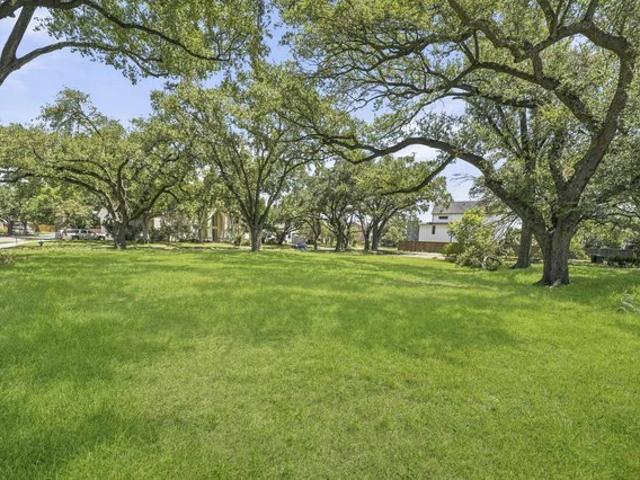 4827 Braesvalley Dr, Houston, TX 77096