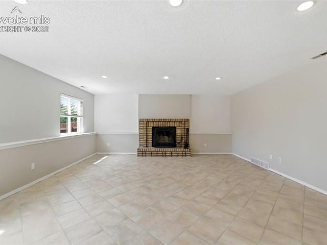 4827 Herndon Circle