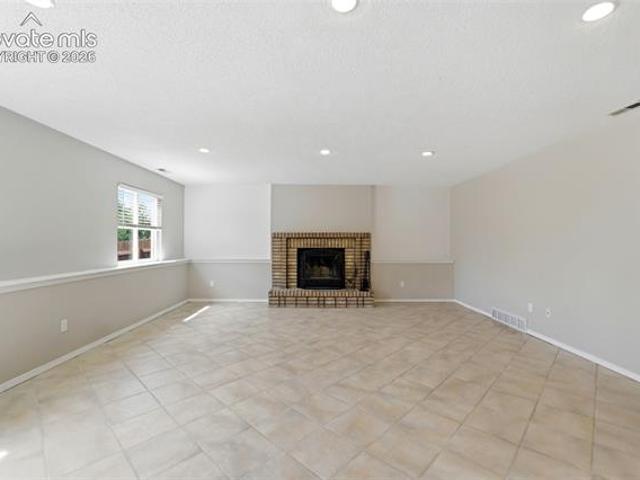 4827 Herndon Circle