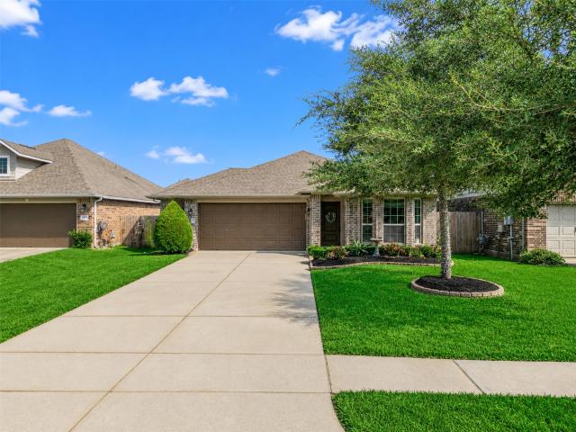 4827 Ladona Court