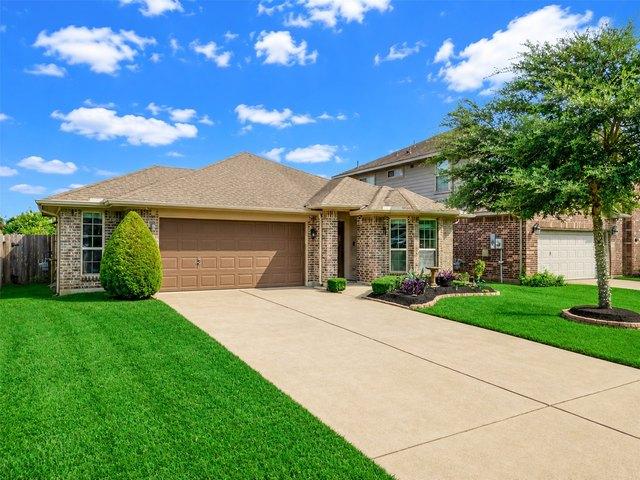 4827 Ladona Ct, League City, TX 77573