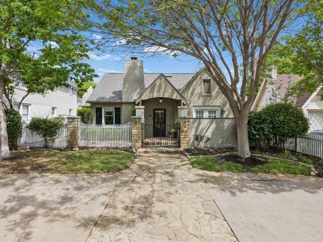 4828 Bryce Ave, Fort Worth, TX 76107