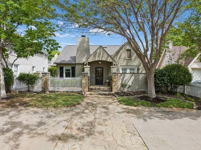 4828 Bryce Ave, Fort Worth, TX 76107