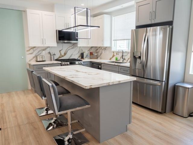 4829 Riverton Ave, Los Angeles, CA 91601