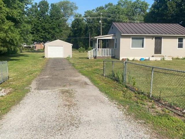 4820 N 25th St, North Terre Haute, IN 47805