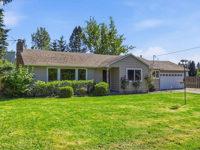 4820 NE Airport Rd, Hillsboro, OR 97124