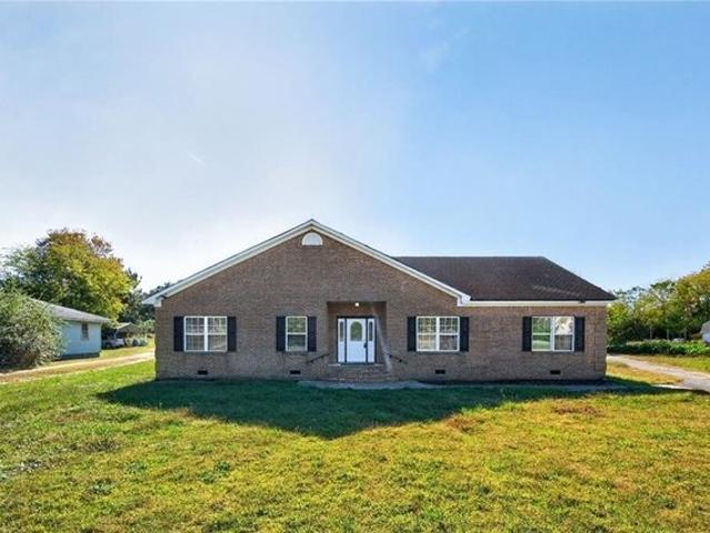 4820 Old Stage Hwy, Smithfield, VA 23430