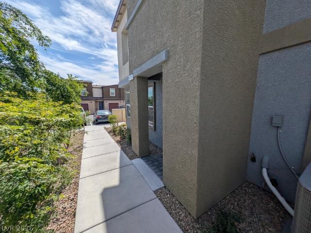 4820 Orchid Ridge Avenue