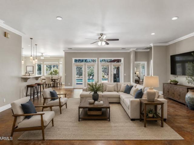 4820 e sonoma court